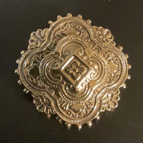 Jewelry | Vintage Gold Tone Ornate Style Brooch Pin 1x1 | Poshmark